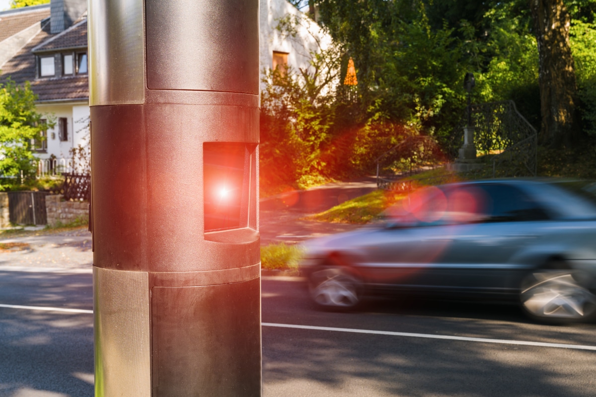 Geblitzt auf der B96? Feste und mobile Blitzer 2026
