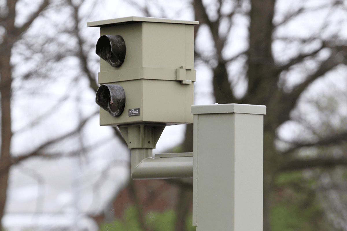 Geblitzt auf der A8? Feste und mobile Blitzer 2025 / 2026